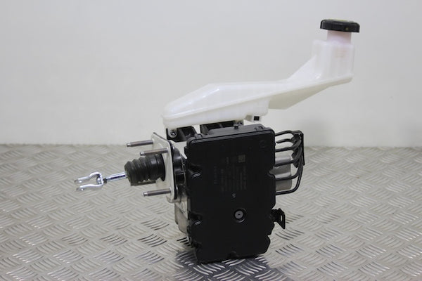 Kia Sportage Brake Master Cylinder 2022 – CarBreakers.ie