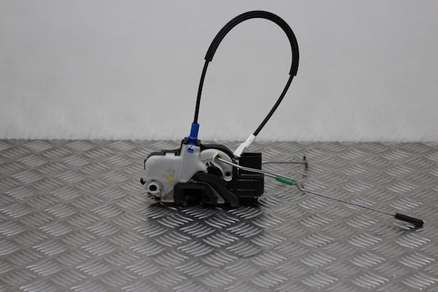 Opel Astra Door Lock Assembly Front Drivers Side 2012 | CarBreakers.ie